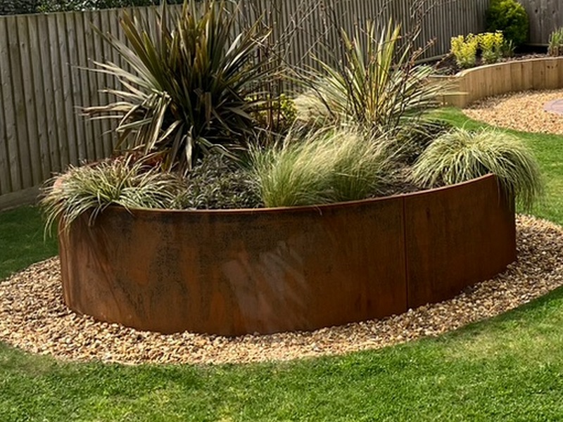 Round planter 450rad x 600T-2 | cor-ten-steel.com.au